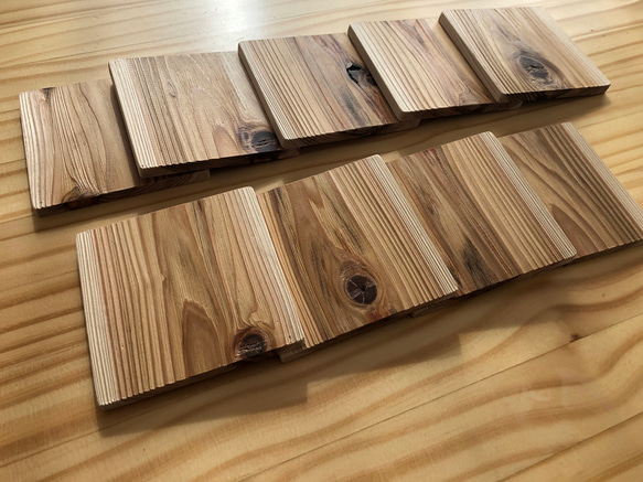 浮造仕上げコースター（うづくり、うずくり）2枚セット 杉 110mm×110mm×9mm コースター うづくり工房 通販｜Creema ...