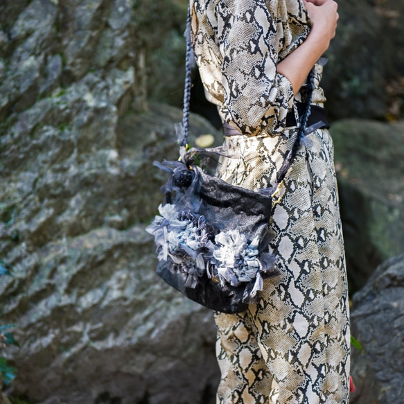 スパイス｜咲き編みクラッチ・ポシェット（畳縁） クラッチバッグ chiko 通販 4257367｜Creema(クリーマ)