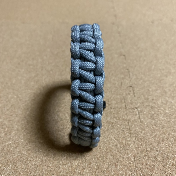 防災ブレスレット クイックリリースパラコードブレスレット ブレスレット moka-r 通販 11588808｜Creema(クリーマ)