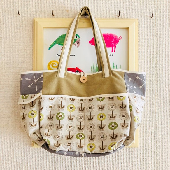 たっぷり収納のマザーズバック（フラワーとわたげ） ショルダーバッグ KATAKULI 通販 4937207｜Creema(クリーマ)