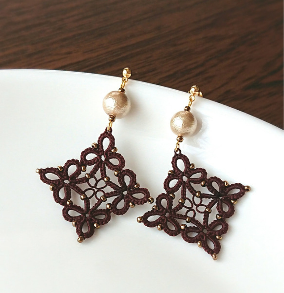 タティングレース 秋色クラシカル ブラウンチョコカラー スクエアピアス/イヤリング ピアス（スタッド・一粒） sara 通販 10194392 ...