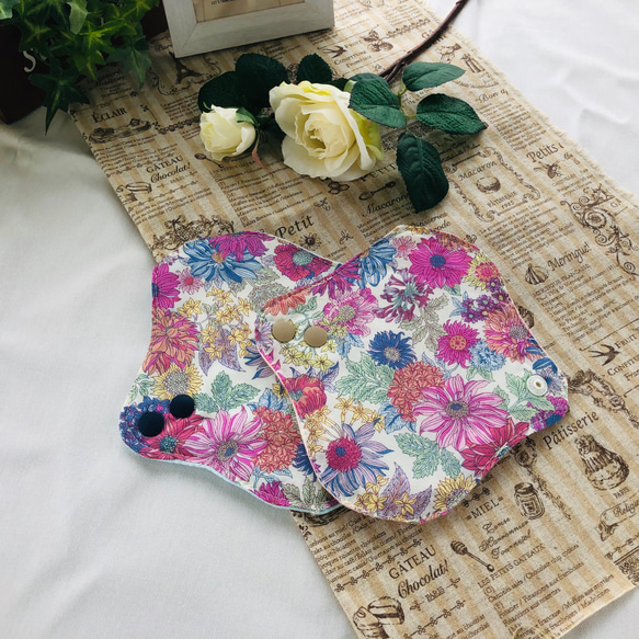 布ナプキン ライナー2枚セット・スムース〜花畑〜 その他ファッション あんね 通販｜Creema(クリーマ) 10099416