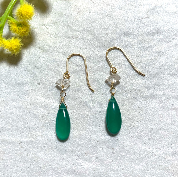 14kgf グリーンオニキスとハーキマーダイヤモンドのピアス ピアス（フック・チェーン） marjoram 通販｜Creema(クリーマ)