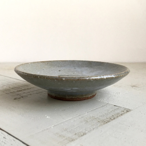 絵付け器》皿 Φ10.6cm(鉄絵/灰釉/萩)雑貨イラスト[A-02 絵付け器》皿 Φ10.6cm(鉄絵/灰釉/萩)雑貨イラスト[A-02