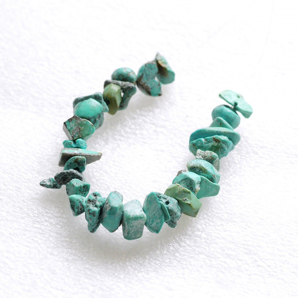 天然 無着色 ターコイズ さざれビーズ・D 天然石 サルサパリラ 通販｜Creema(クリーマ) 12045810