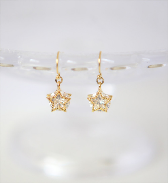 ジルコニア（スター）☆ピアス・イヤリング♪【K18・K14GF/14kgf対応】 ピアス（フック・チェーン） PuaLANI プアラニ pualani 通販 2393051｜Creema(クリーマ)