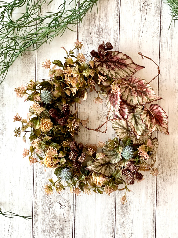 秋から冬を感じるリース 玄関 ギフト インテリア アーティフィシャルフラワー アートフラワー 𝐅𝐮𝐥𝐥𝐞𝐫𝐞𝐧𝐞 通販｜Creema(クリーマ)
