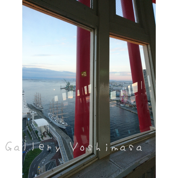 窓景 神戸ポートタワー 「神戸中突堤」 「港のある暮らし」 2L判サイズ光沢写真縦 神戸風景写真 港町神戸 送料無料 写真・グラフィック ...