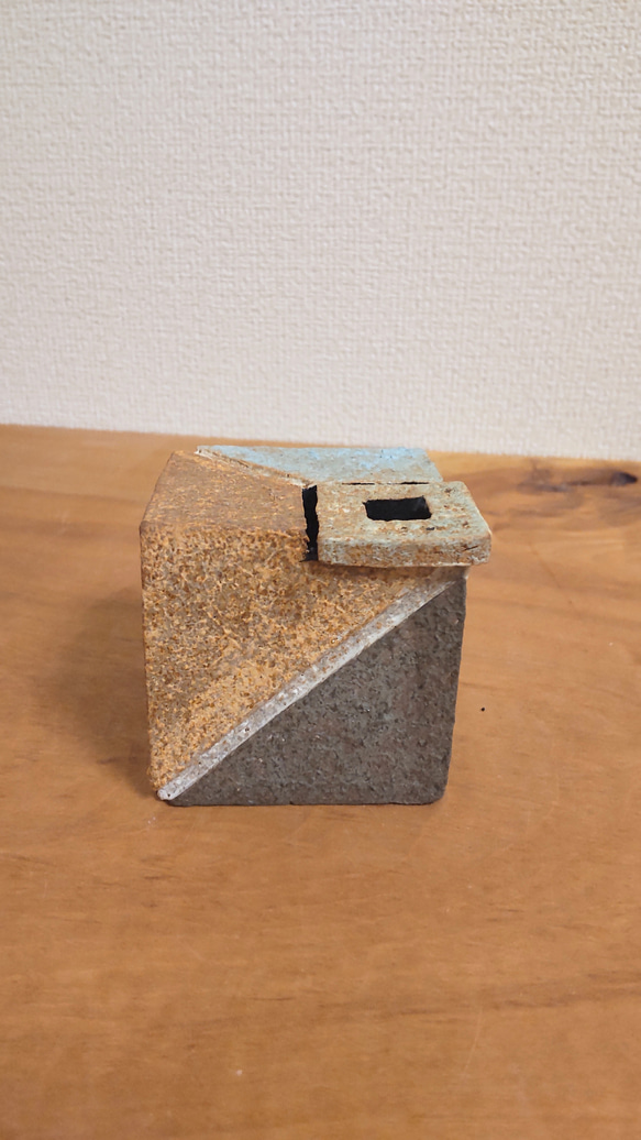 色化粧角花器(1ミニ) 一輪挿し・花瓶・花器 上窯 通販｜Creema(クリーマ) 12092167