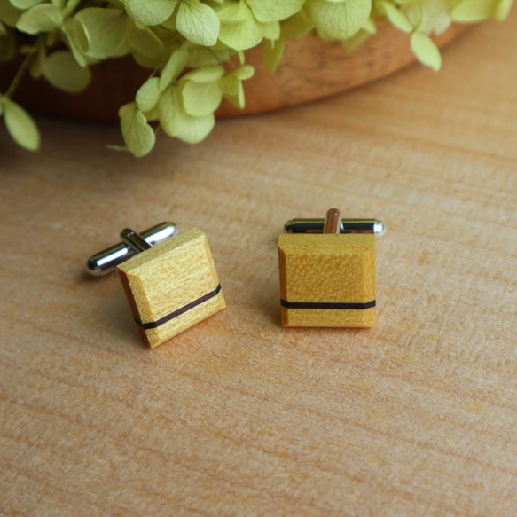 木製カフスボタン【Line】/ イエローハート×ローズウッド タイピン・カフス 工房ベル 通販｜Creema(クリーマ)