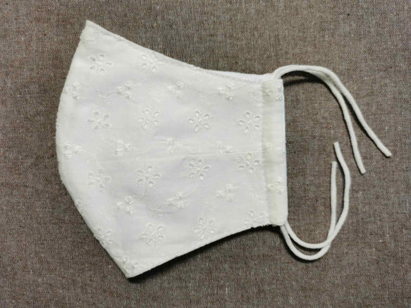 ハンドメイド コイケマスク Mサイズ（レースの花柄） CKM-13 布マスク たいよう 通販 11609716｜Creema(クリーマ)