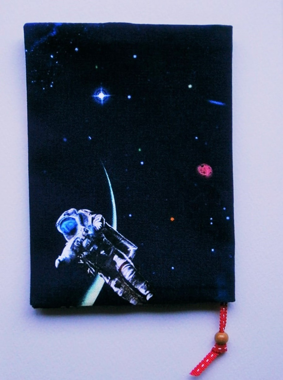 文庫本用ブックカバー ☆ゼロ・グラヴィティ（宇宙柄） ブックカバー L'atelier Panacher 通販 5675827｜Creema ...