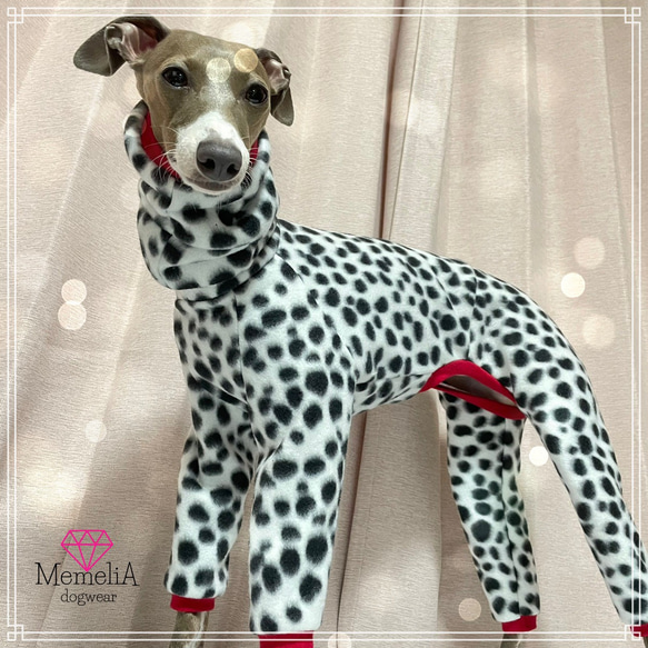 【受付11月30日まで！イタグレ用犬服】早めの冬支度に!!高級感あるダルメシアンフリースロンパース ペット服・アクセサリー ...