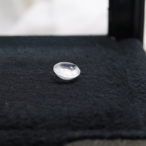 ビルマ産 天然本翡翠 氷翡翠 ルース 0.53ct カボションカット 無 ビルマ産 天然本翡翠 氷翡翠 ルース 0.53ct カボションカット 無