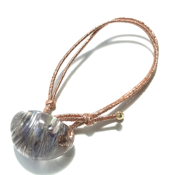 ガラスビーンズの髪留めコードブレス しましまグレープ豆 ヘアゴム キジトラ硝子製作所 通販 9438274｜Creema(クリーマ)