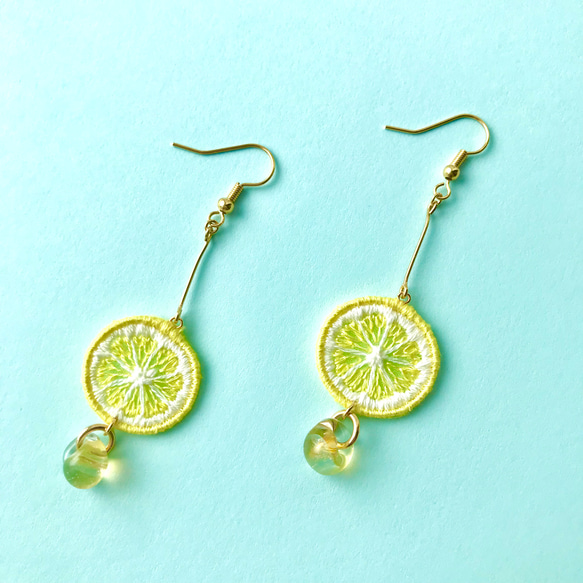 フレッシュレモン果汁の耳飾り イヤリング・ノンホールピアス yuragi 通販 12092346｜Creema(クリーマ)