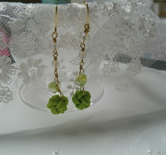 緑のあわじ玉のピアス ピアス（フック・チェーン） nabi 通販｜Creema(クリーマ) 3536972
