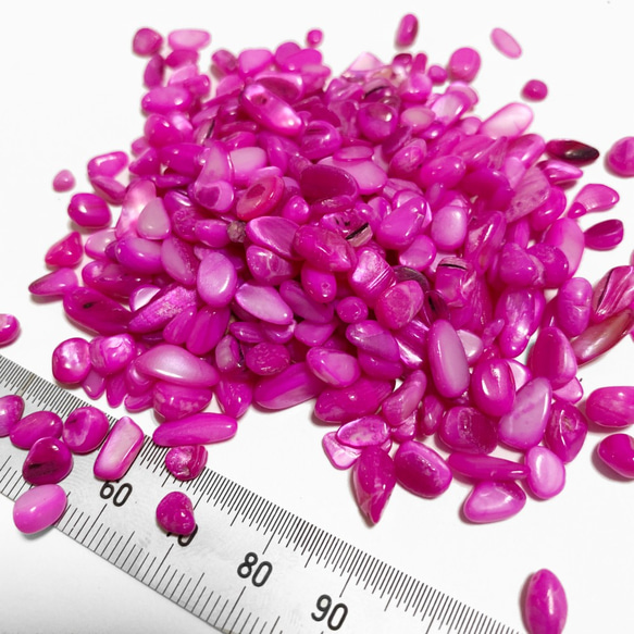 染色シェル貝 さざれ石(穴なし) ローズ 5~7mm(約45g~約50g) ビーズ La Venus 通販 9599045｜Creema(クリーマ)