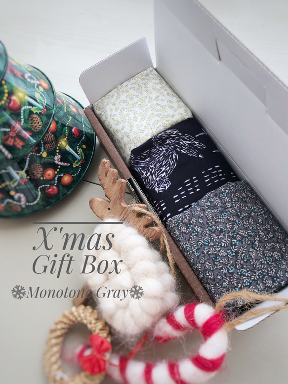 X'mas Gift Box Monotone/Gray 生地 -COOH 通販｜Creema(クリーマ) 10850388