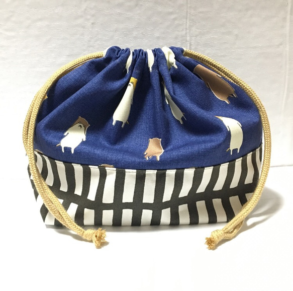 お弁当袋/お弁当巾着【北欧×アニマル ︎かわうそ】 弁当袋 TARO kichi 通販 10854851｜Creema(クリーマ)