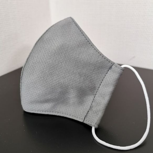 【ストレッチ サラサラ 】接触冷感マスク グレー DH2 【夏マスク】 夏マスク こまろ 通販｜Creema(クリーマ) 9647106
