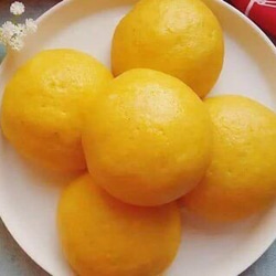 【すまん・山東名物★南瓜饅頭】【80gx2個入り】栃木南瓜の甘さ+北海道小麦の香り シンプルな味、ふわふわ蒸しパン～最高 パン 本場★山東省の味・かりんの餃子 通販 9063476 ...