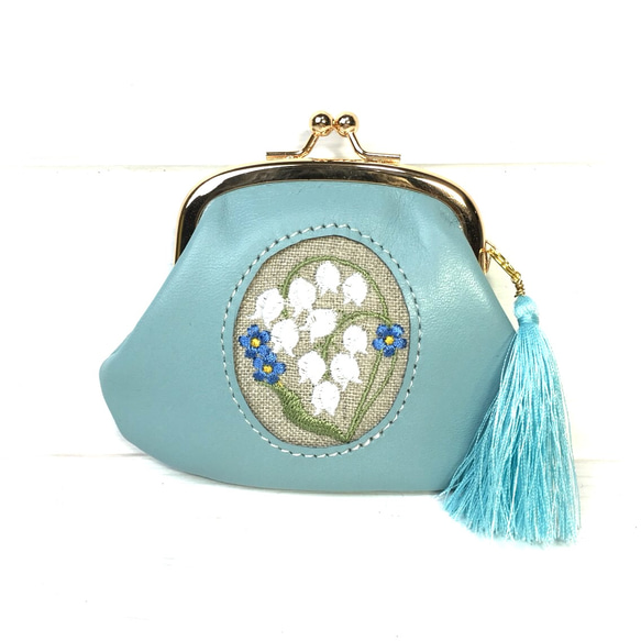 刺繡がまぐち 牛革 すずらん タッセル付 がま口 Le chat en argent 銀猫 通販 2195806｜Creema(クリーマ)