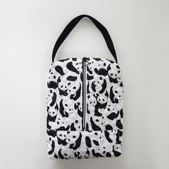 ファスナー式☆白黒パンダのキルティングシューズ入れ その他入園グッズ *norie 通販 4540312｜Creema(クリーマ)