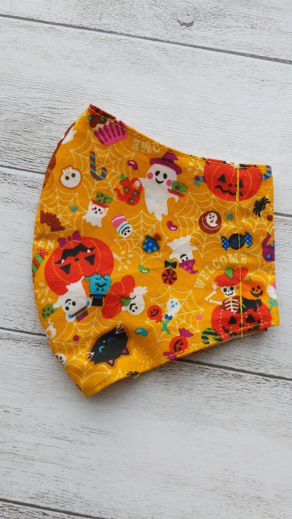 大人マスク ハロウィン⑤ オレンジ 生地 riko 通販｜Creema(クリーマ) 12632411