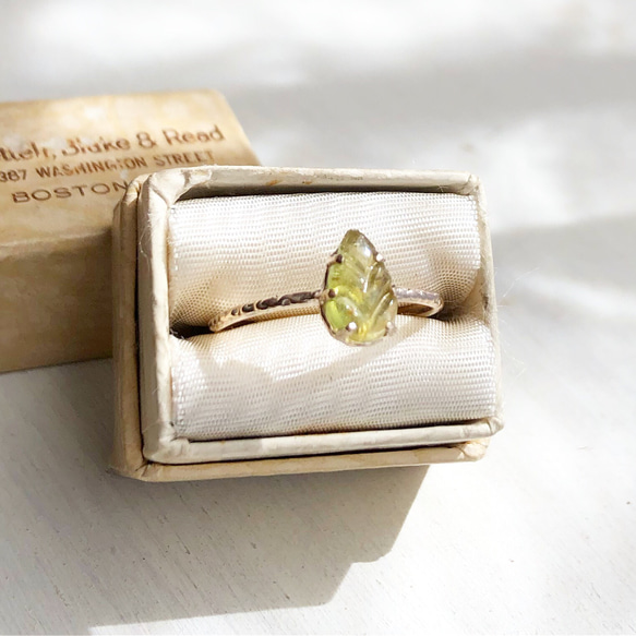 Autumn Leaf ..green 指輪・リング PieniKukka 通販 7920460｜Creema(クリーマ)