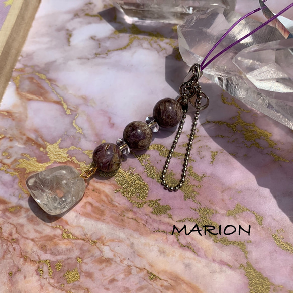 天然石チャーム＊水晶×チャロアイト＊癒し、浄化…チャロアイトは3大ヒーリングストーンの1つ その他携帯アクセサリー marion 通販 ...