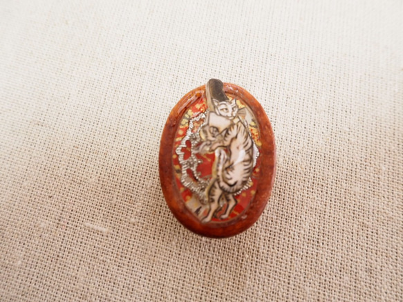 セール☆帯留め 鳥獣戯画『猫』 その他アクセサリー 琥珀のゆめ☆螢石のうつつ 通販｜Creema(クリーマ) 2896304