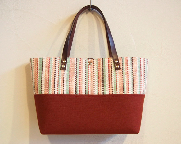 春のマルチカラーストライプの横長トート（桜色） トートバッグ Atelier LOP 通販 1872142｜Creema(クリーマ)