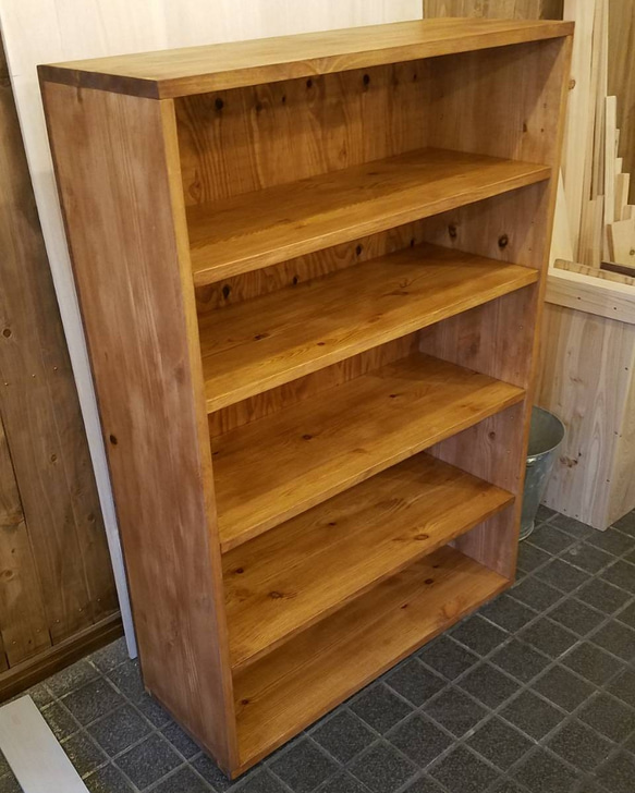 【棚】ナチュラルな雰囲気のシェルフ 無垢材 棚・シェルフ・ラック ユタカモッコウ 通販 12707882｜Creema(クリーマ)