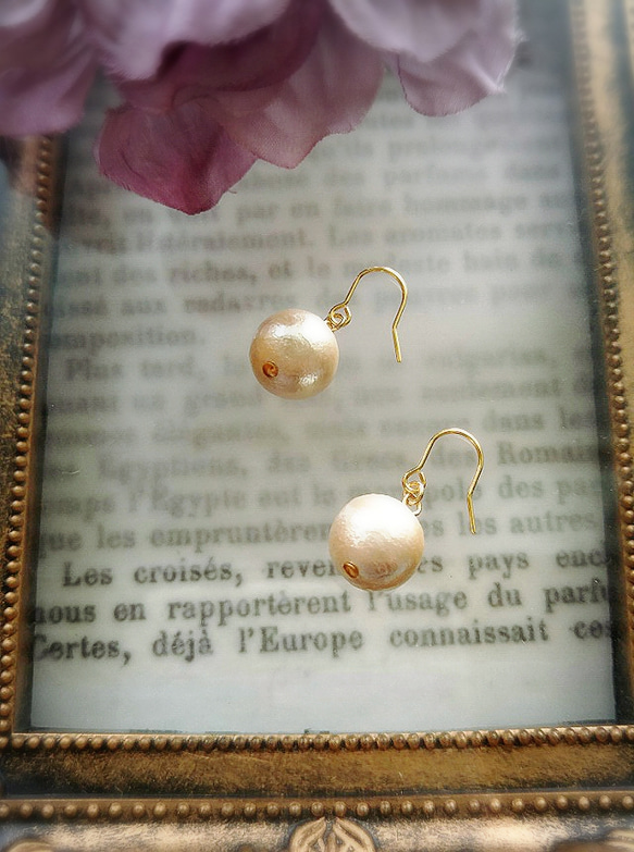 【10㎜】コットンパールのシンプルフックピアス【金具変更可】 ピアス（フック・チェーン） harunoyuki 通販 3551354 ...