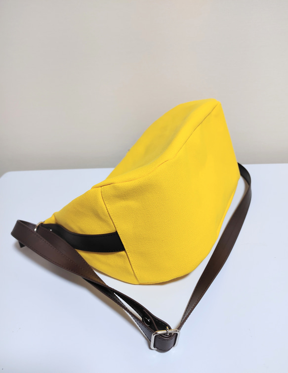 マチ広帆布ショルダーバッグ（イエロー） ショルダーバッグ orijin 通販 12672523｜Creema(クリーマ)