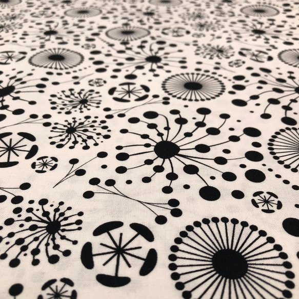 USAコットン RJR Ink Blossom 生地 マーサキルティングスタジオ 通販 12730103｜Creema(クリーマ)