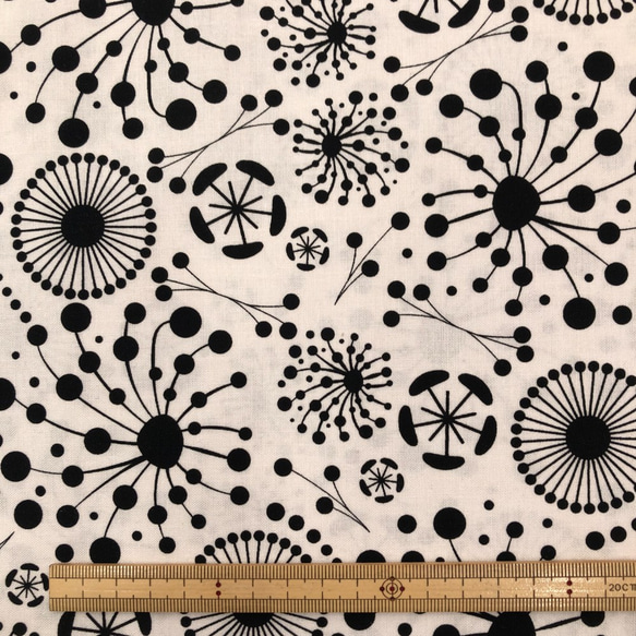 USAコットン RJR Ink Blossom 生地 マーサキルティングスタジオ 通販 12730103｜Creema(クリーマ)