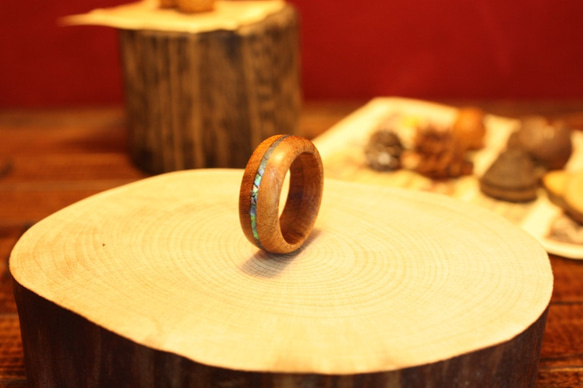 サクラのウッドリング【送料無料】 指輪・リング にくたま屋 通販 10840550｜Creema(クリーマ)