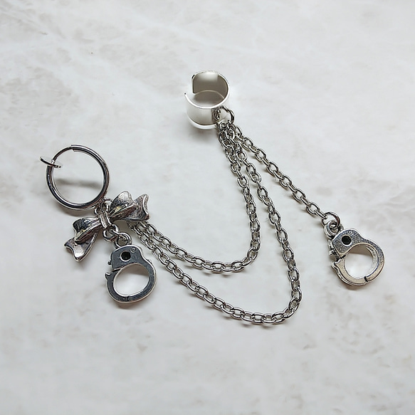 No.15 束縛(フェイクピアス×イヤーカフ×チェーン) イヤリング・ノンホールピアス lamp 通販 10057055｜Creema ...
