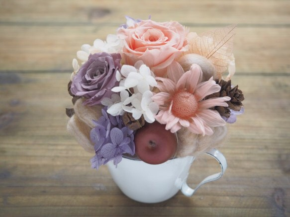 Café le Fruits ＊ ティーカップアレンジメント アートフラワー atelier Henriette 通販｜Creema(クリーマ)