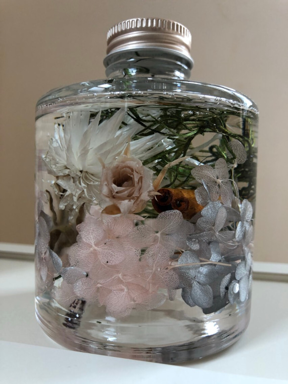 彩＊フェミニン スタッキングボトルハーバリウム♡ ハーバリウム・植物標本 hana＊しずく 通販｜Creema(クリーマ) 5260445
