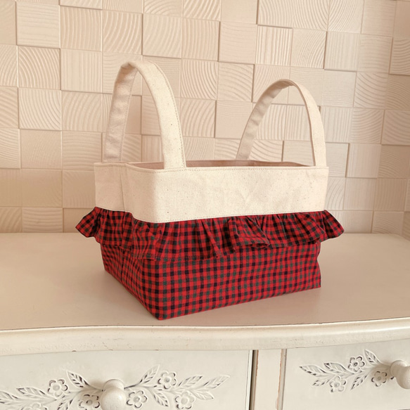 おむつ収納にも！ナチュラルフリル布バスケット【赤チェック】 雑貨・その他 あっぷるはうす 通販｜Creema(クリーマ) 11209004