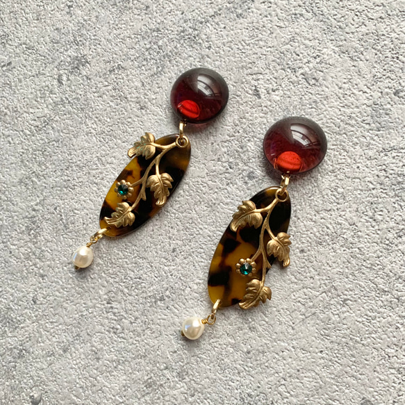 【atelier chimie】ヴィンテージ purpleガラスカボション＆ヴィンテージアソートジュエリー イヤリング・ノンホールピアス ...