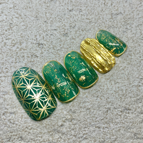 成人式ネイル/麻の葉模様/ネイルチップ/緑/ゴールド/結婚式/七五三/press on nails/kids ネイルチップ（つけ爪 ...