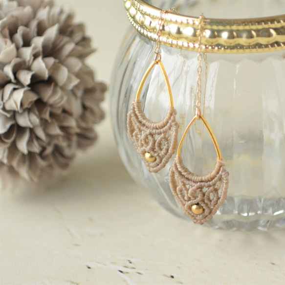 きれい目系揺れるチェーンピアス アメリカンピアス ピアス（フック・チェーン） withNature-macrame 通販 11100285 ...