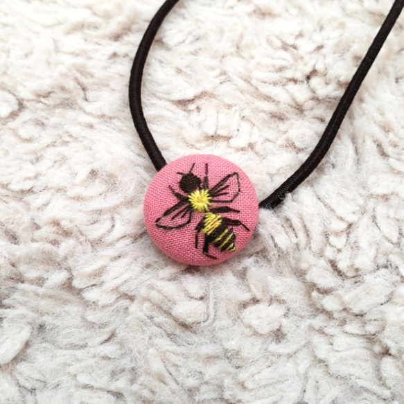 蜂さんのヘアゴム ヘアゴム 9＊9の木 通販｜Creema(クリーマ) 4874465