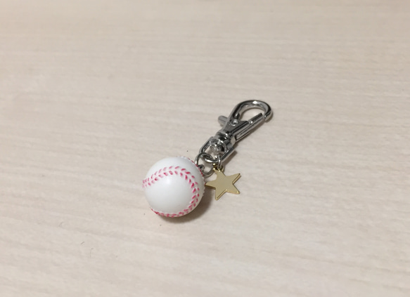野球ボールのキーホルダー その他アクセサリー kaori 通販｜Creema(クリーマ) 5498966