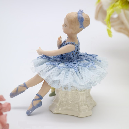 バレリーナ を夢見て S 【 ロイヤルブルー 】 磁器 人形 レース バレリーナ を夢見て S 【 ロイヤルブルー 】 磁器 人形 レース