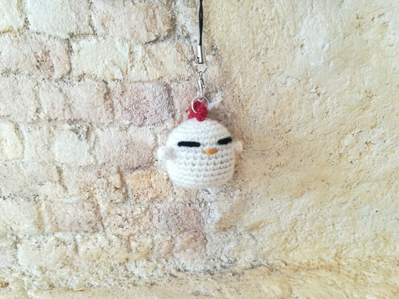 ちいさなニワトリストラップ あみぐるみ Kiito(きいと) 通販 1408473｜Creema(クリーマ)